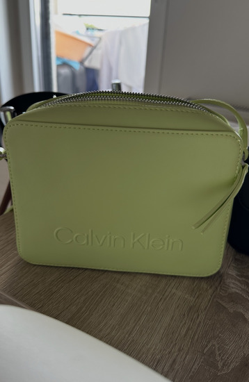 Calvin Klein torbica
