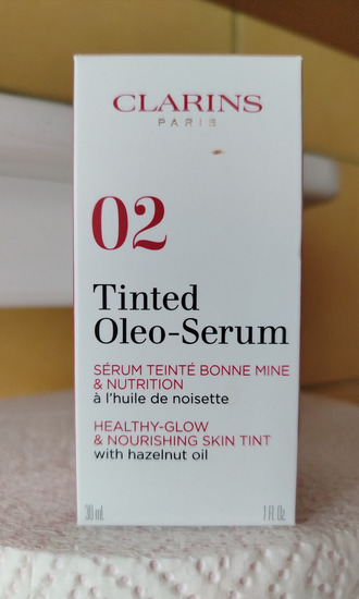 Clarins tinted oleo serum