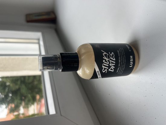 Lush sticky dates sprej za kosu 100ml