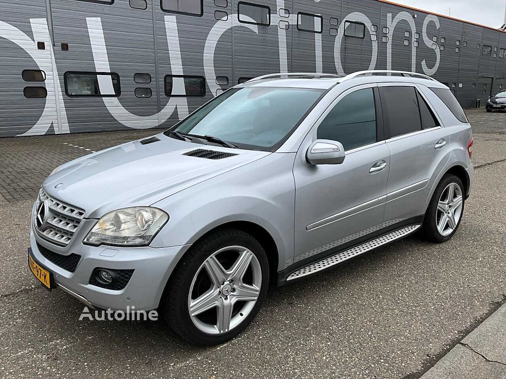 Prodaje se Mercedes-Benz ML320 CDI kamion furgon < 3.5t na aukciji