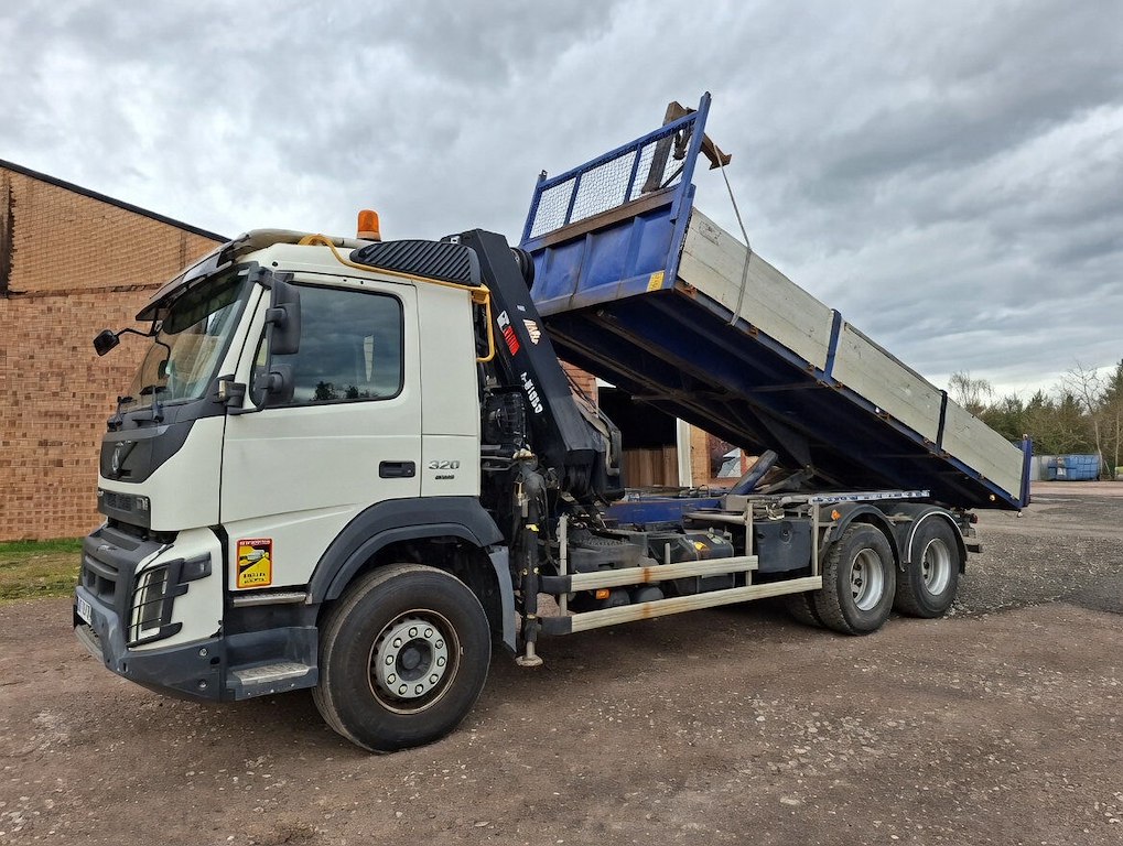 Volvo FMX 370 / Cif / crane / Construction dump truck kiper