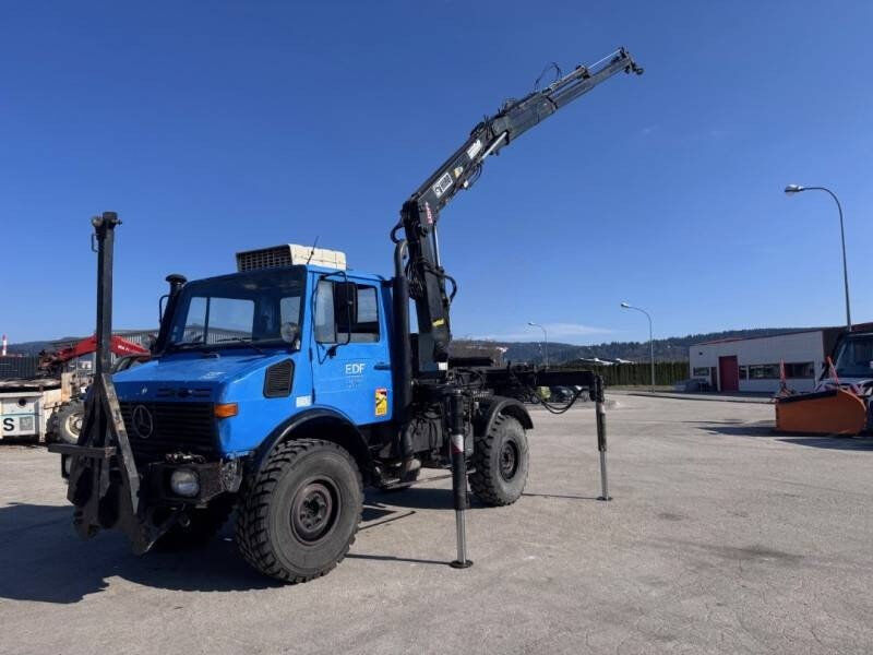 Mercedes-Benz Unimog U1450 tipper truck+Crane kiper