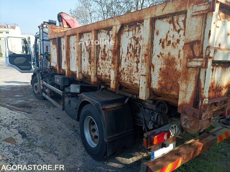 Prodaje se Renault MIDLUM kiper na aukciji