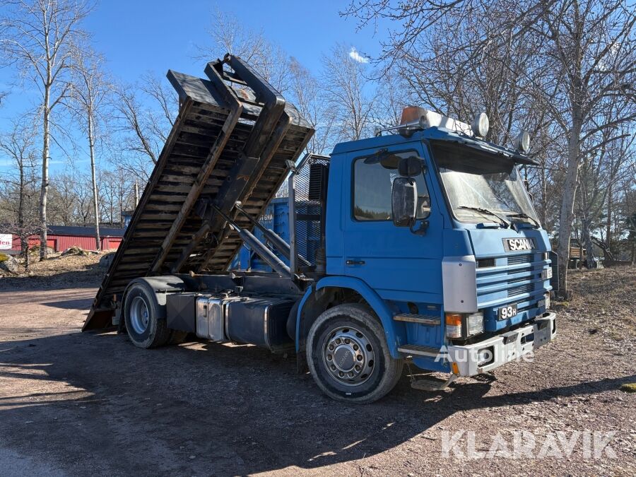 Prodaje se Scania 93H kiper na aukciji