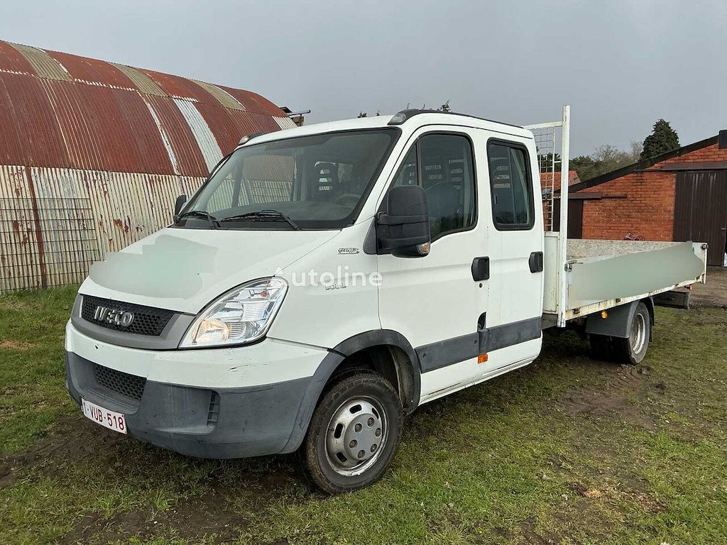 Prodaje se IVECO 50C15 kamion s ravnom platformom < 3.5t na aukciji