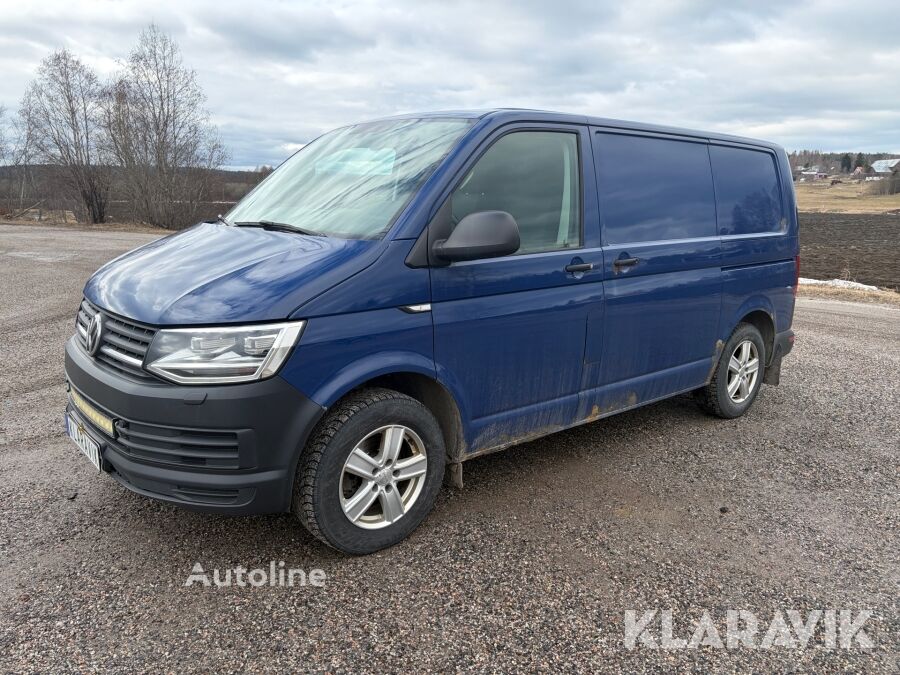 Prodaje se Volkswagen Transporter kamion s ravnom platformom < 3.5t na aukciji