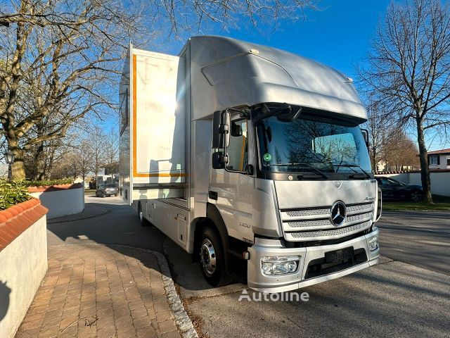 Mercedes-Benz Pferdetransporter vozilo za prevoz konja