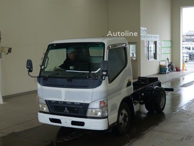 Mitsubishi CANTER kamion s zavesom < 3.5t