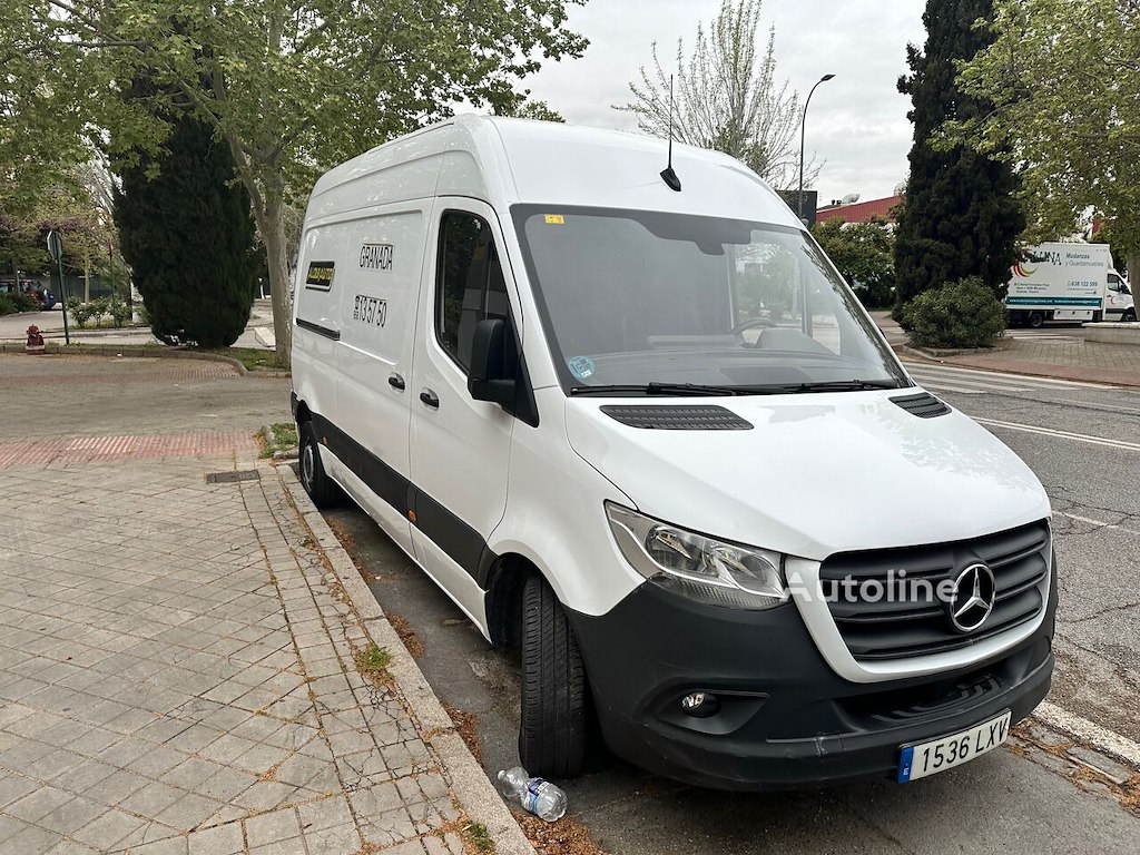 Mercedes-Benz Sprinter 211 minibus furgon
