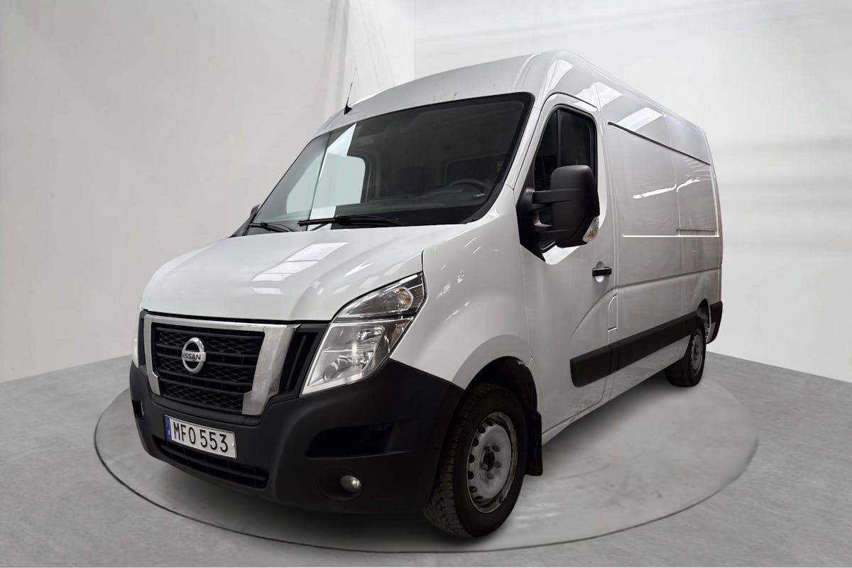Prodaje se Nissan NV400 minibus furgon na aukciji