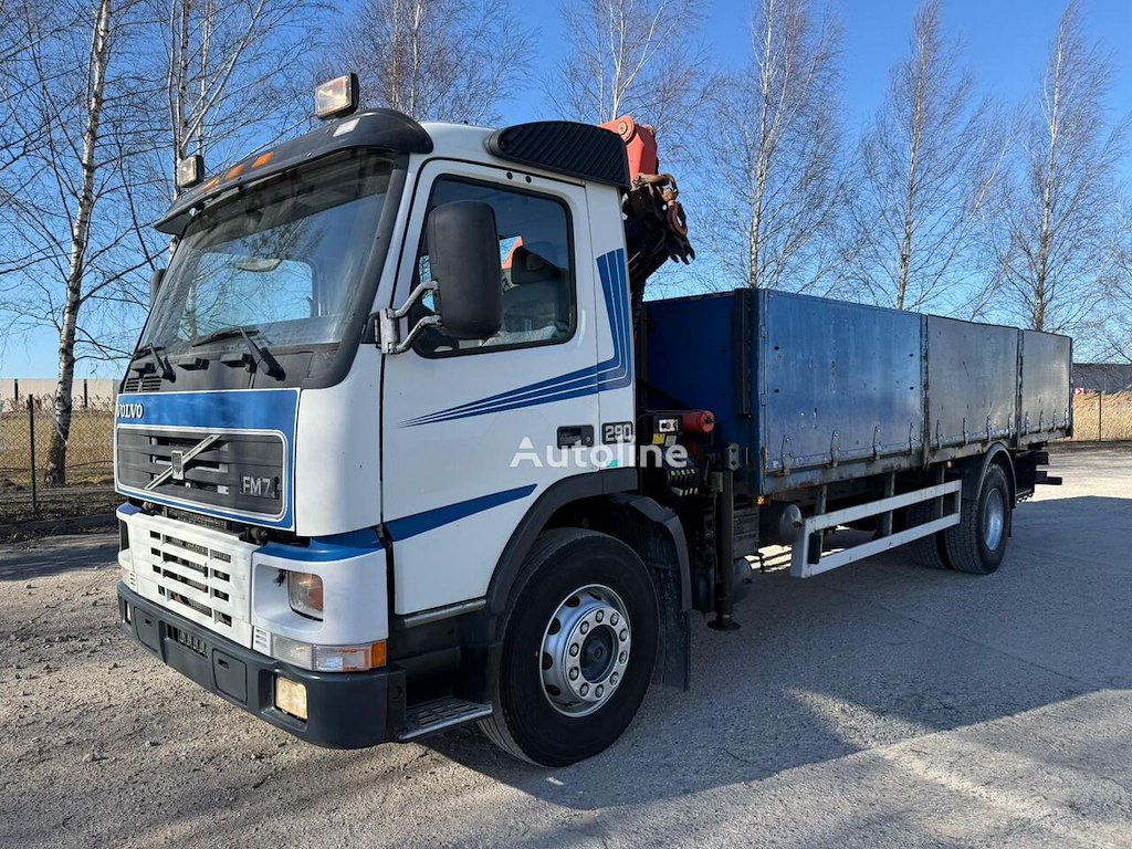 Volvo FM7 Palfinger PK10000 kamion s ravnom platformom