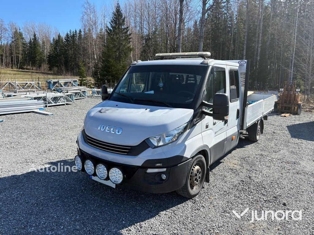 Prodaje se IVECO Daily kamion s ravnom platformom na aukciji