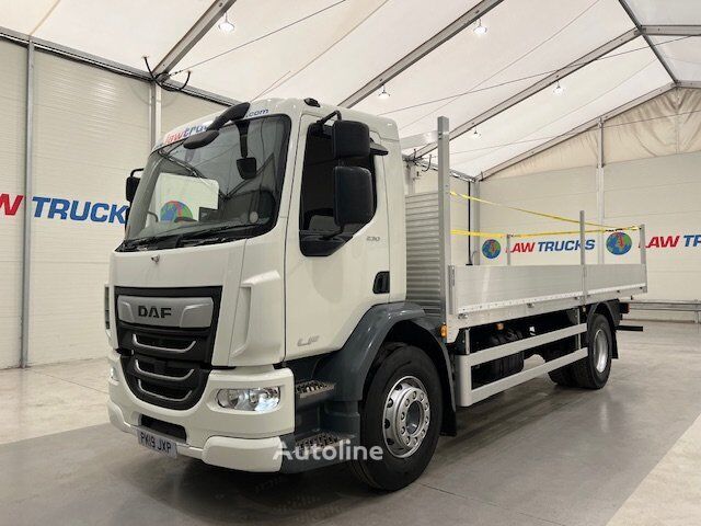 DAF LF 230 kamion s ravnom platformom