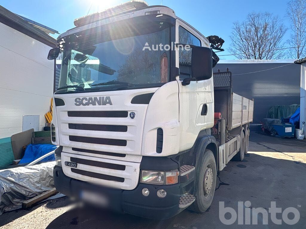 Prodaje se Scania R420 kamion s ravnom platformom na aukciji
