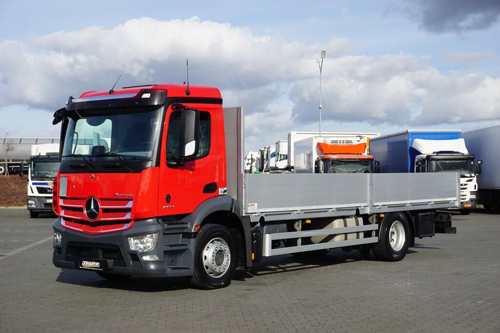 Mercedes-Benz ACTROS / 1824 / ACC / E 6 / BURTOWY / 18 PALET / ŁAD. 10 120 KG kamion s ravnom platformom