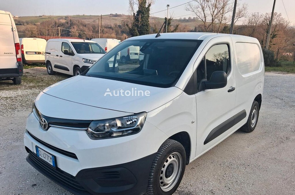 Toyota PROACE laki furgon
