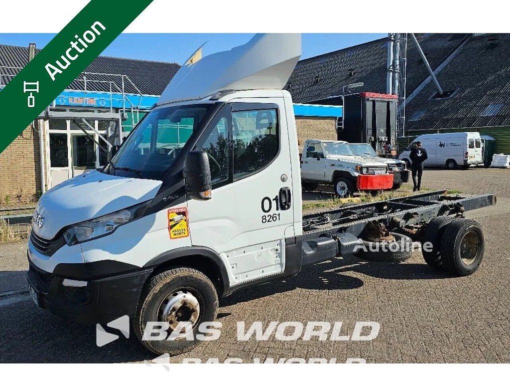Prodaje se IVECO Daily 70C18 kamion šasija na aukciji
