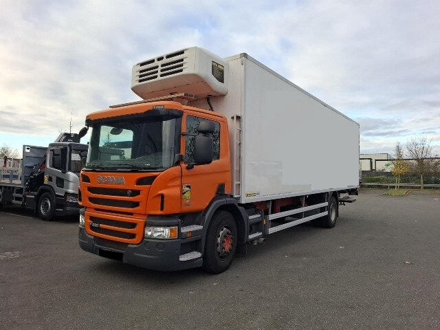 Scania P 280 DB4x2HNA / tail lift / Refrigerated truck kamion hladnjača