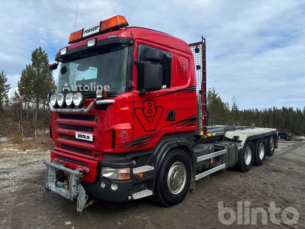 Prodaje se Scania R500LB8X4*4HNB rol kiper sa kukom na aukciji
