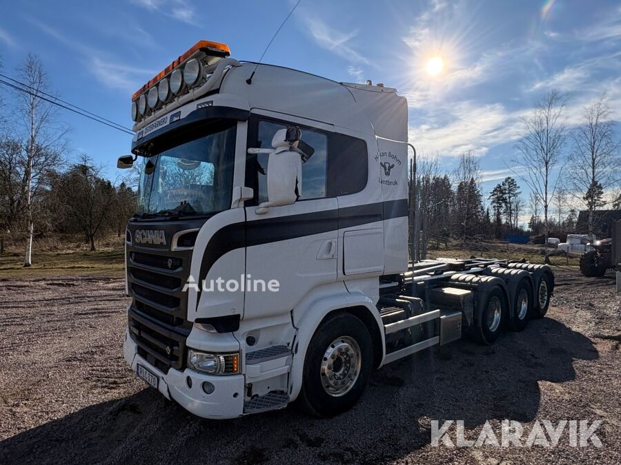 Prodaje se Scania R580 rol kiper sa kukom na aukciji