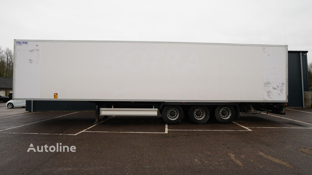 Lamberet 3 Axle frigo trailer with CARRIER VECTOR 1950 MT Bi-Temp poluprikolica hladnjača