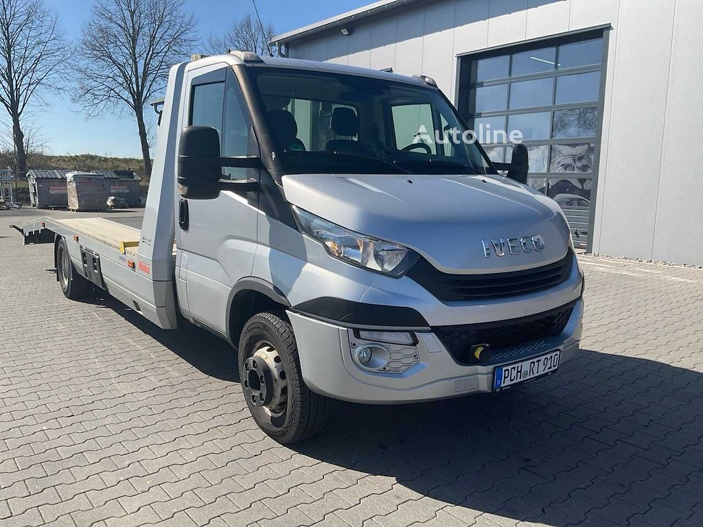Prodaje se IVECO Daily autotransporter na aukciji