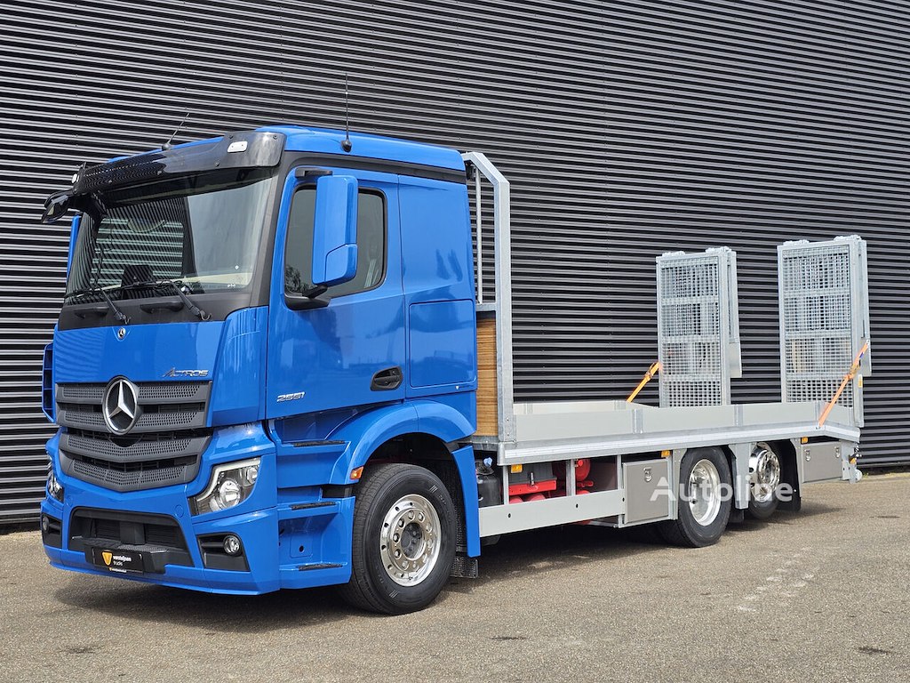 Mercedes-Benz ACTROS 2551 6X2 / OPRIJ - MACHINE TRANSPORT šlep auto