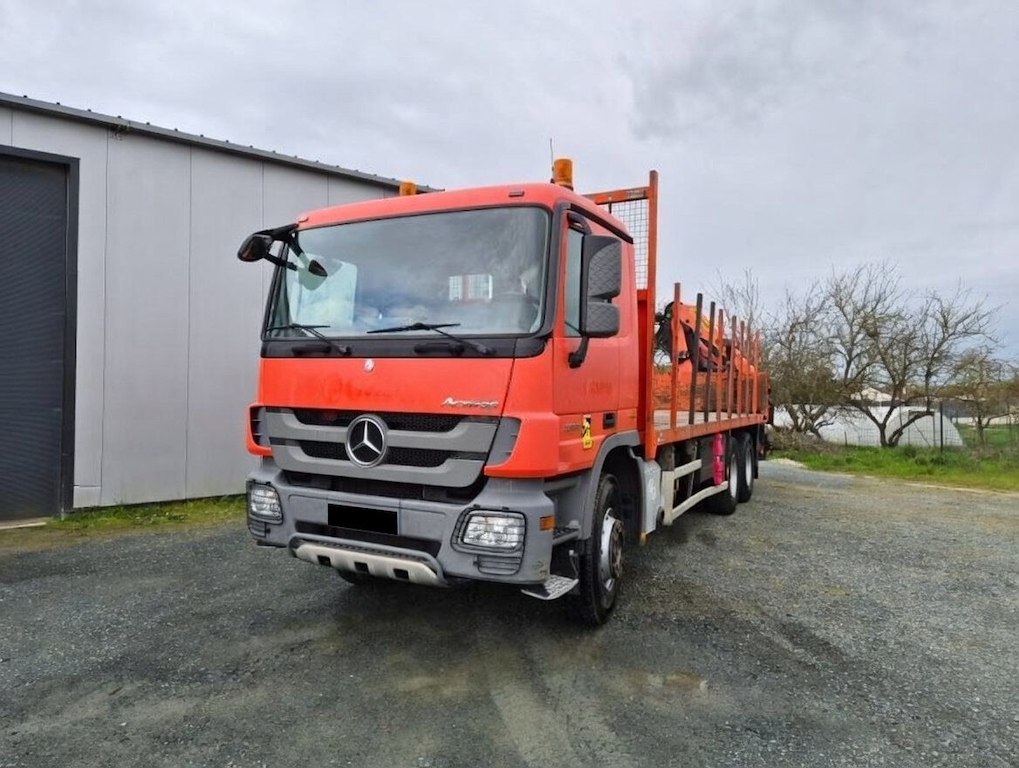 Mercedes-Benz Actros 2641 log truck+Crane kamion za prevoz drva