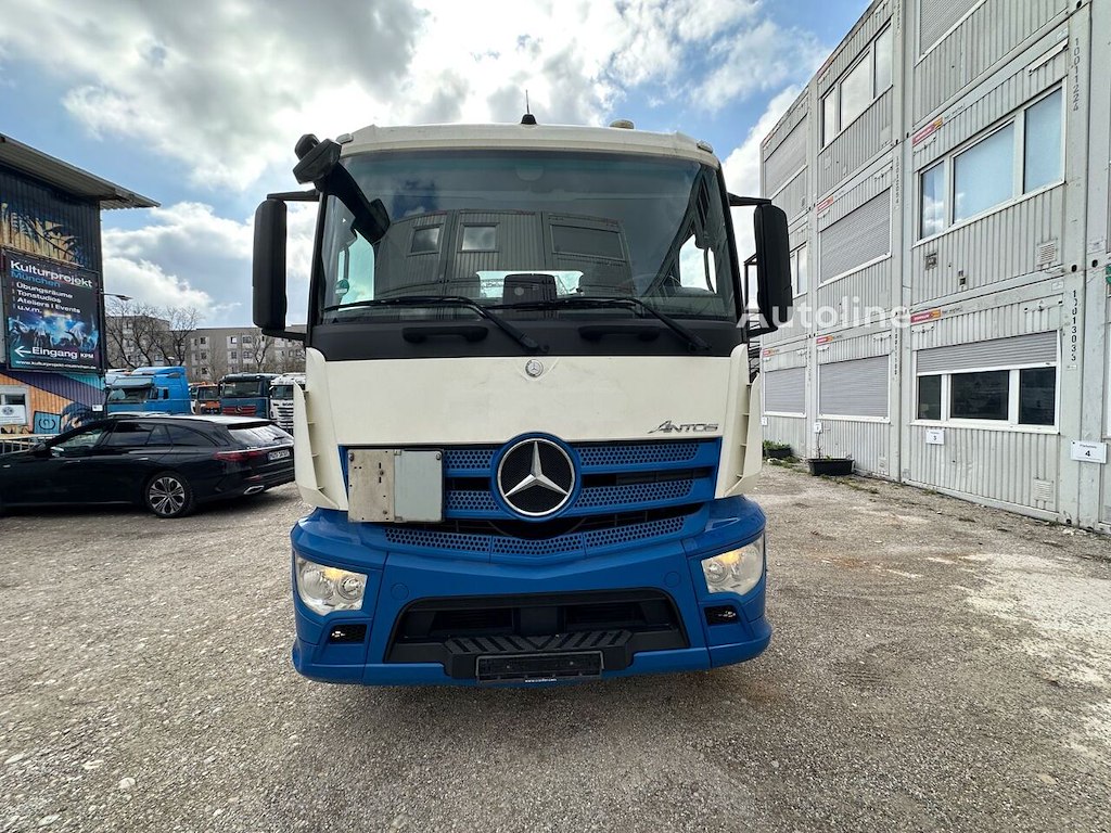 Mercedes-Benz Antos 18.46 kamion autopodizač kontejnera