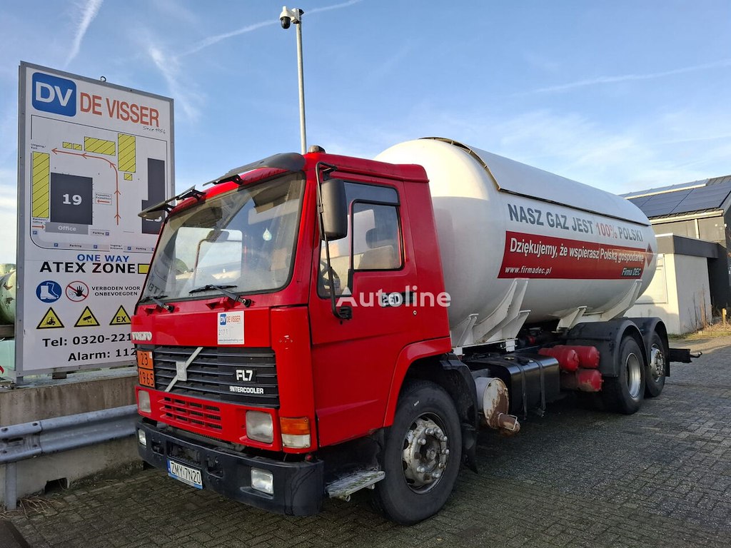 Volvo FL7 260 6x2 21550 Liter Gas tank truck autocisterna