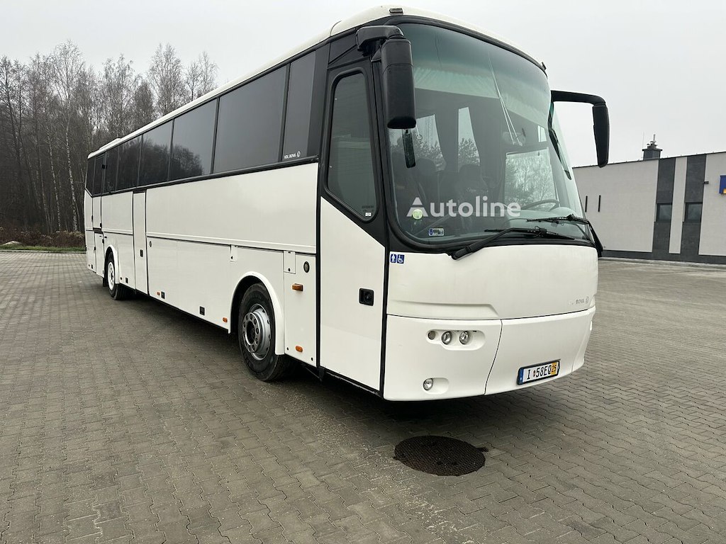 Bova Futura FHD 127-365 Euro-5 turistički autobus