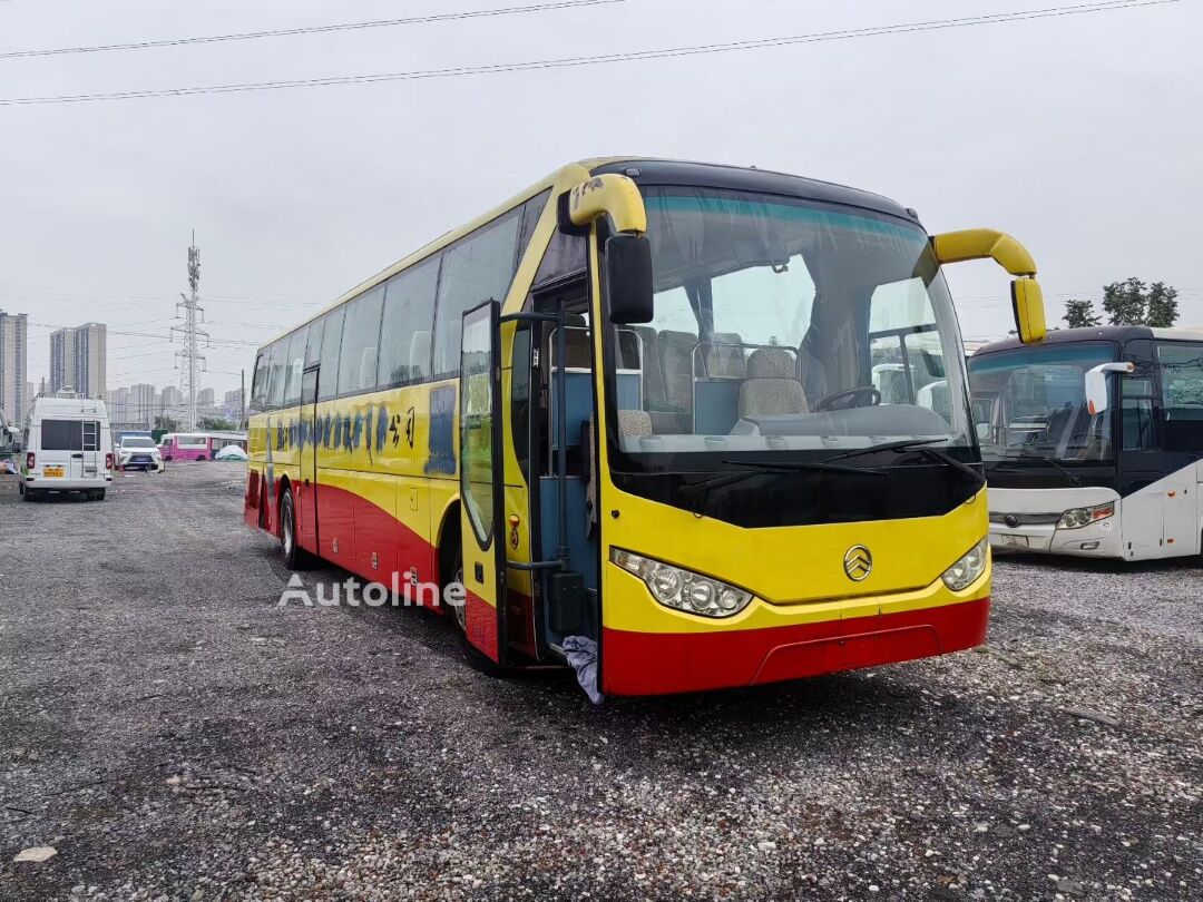Golden Dragon XML6127 turistički autobus