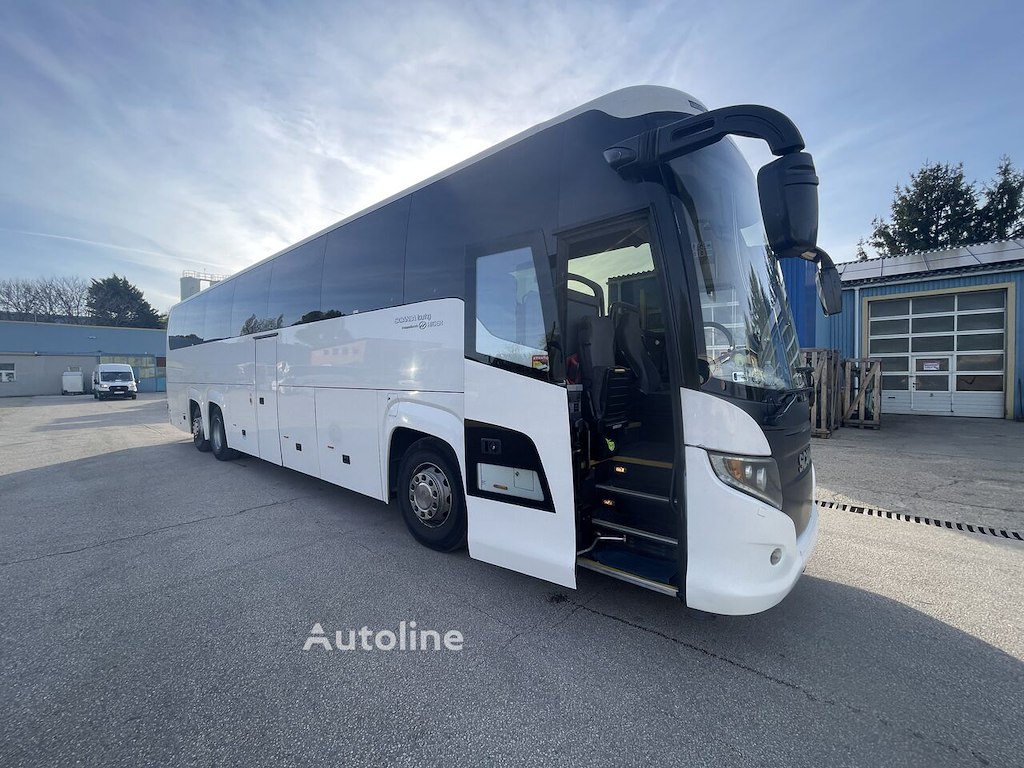 Scania TOURING HIGER HD 6X2 turistički autobus