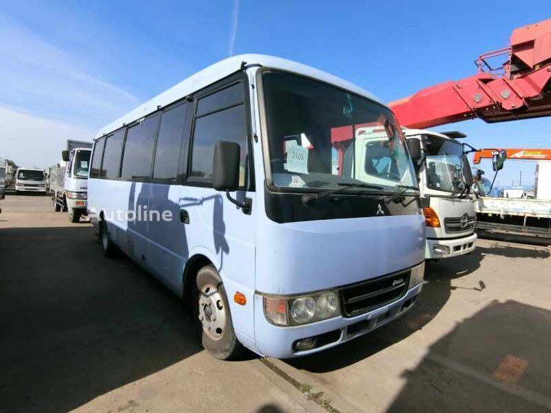 Mitsubishi ROSA prigradski autobus