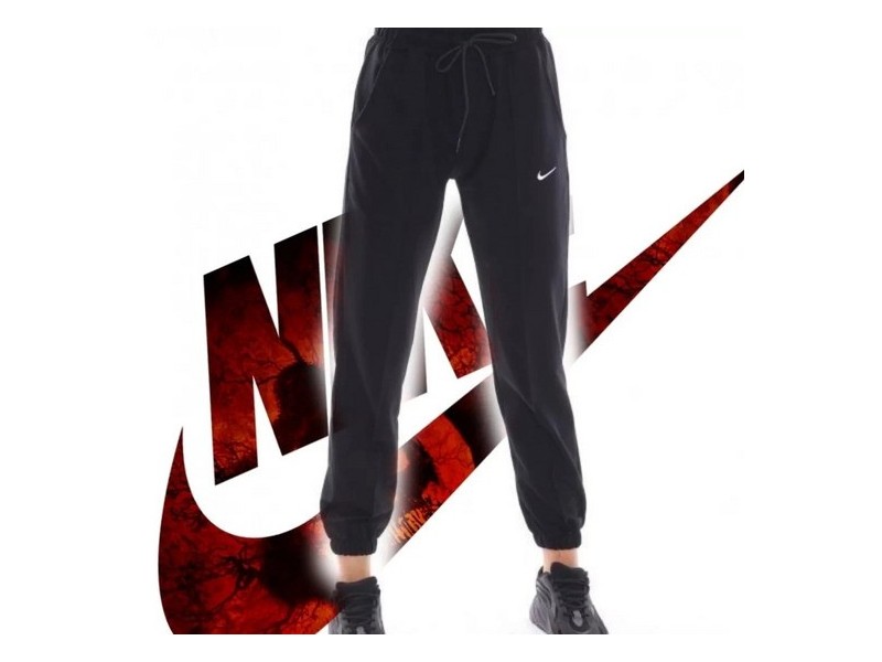 Nike trenerka vel M