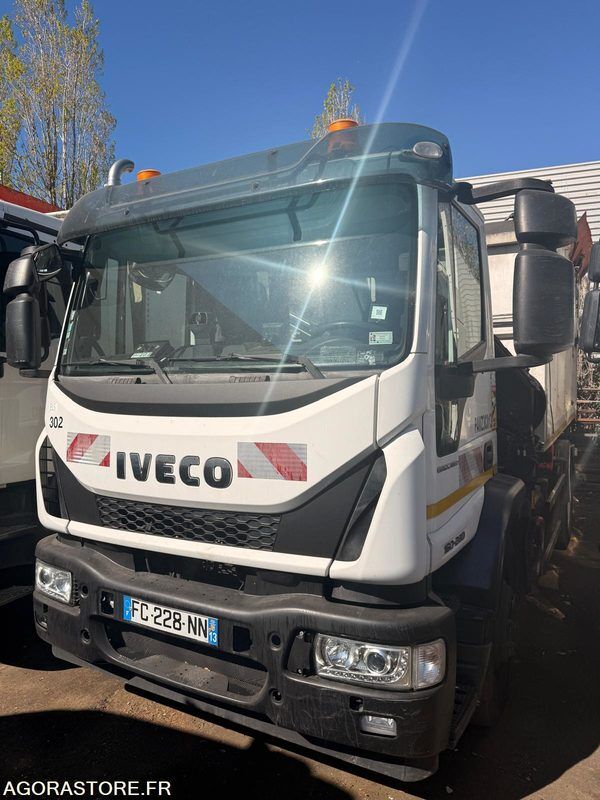 Prodaje se IVECO 160E28 kamion za smeće na aukciji