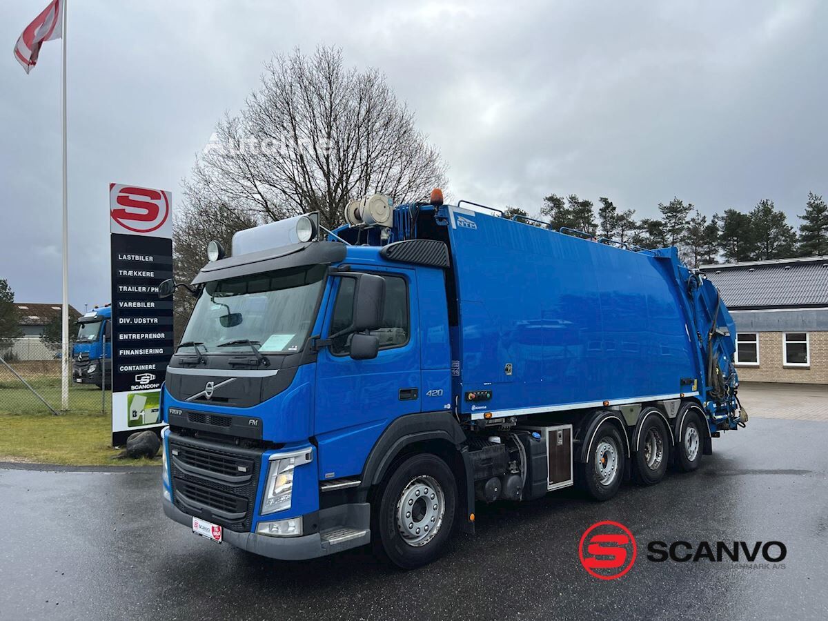Volvo FM420 8x2*6 Trippel NTM 25m3 kamion za smeće