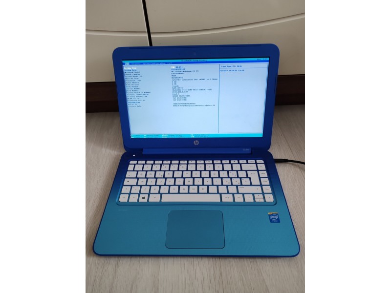 Laptop HP 13-c00ni plavi, prelep