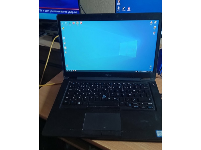 14", Intel Core i5 8350U, Full HD - Dell Latitude 5490
