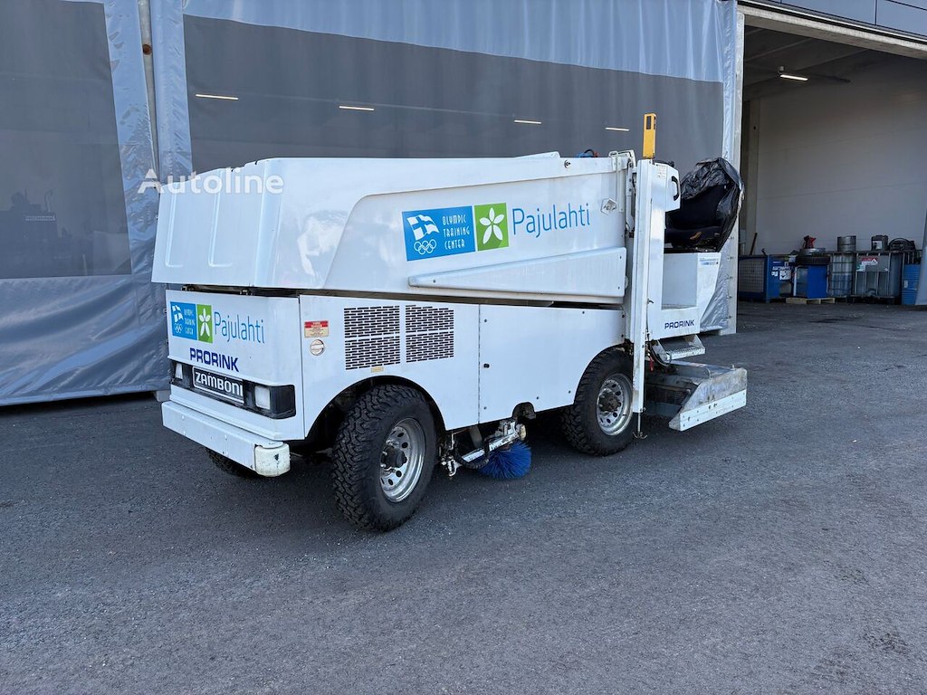 Zamboni 525 mašina za održavanje leda