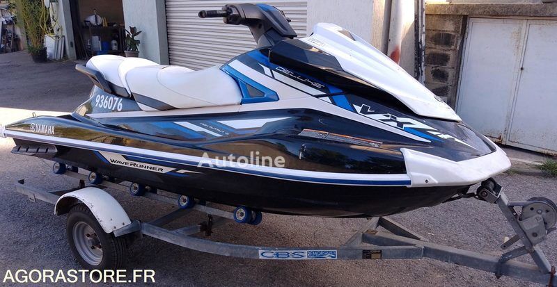 Prodaje se Yamaha VX Deluxe jet ski na aukciji