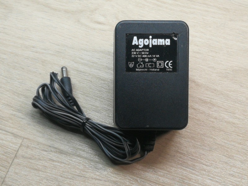Adapter 22V --- 400mA