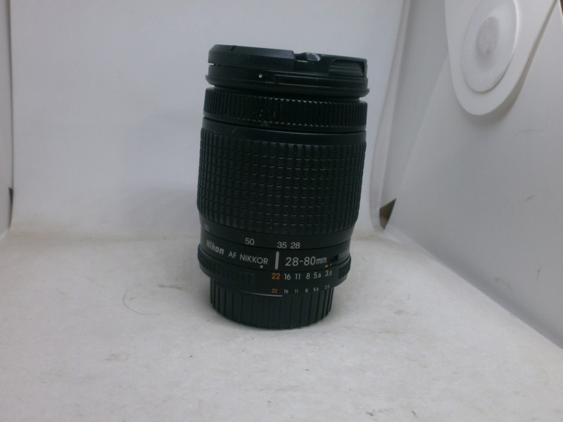 Nikon AF Nikkor 28-80mm F3.5-5.6 D