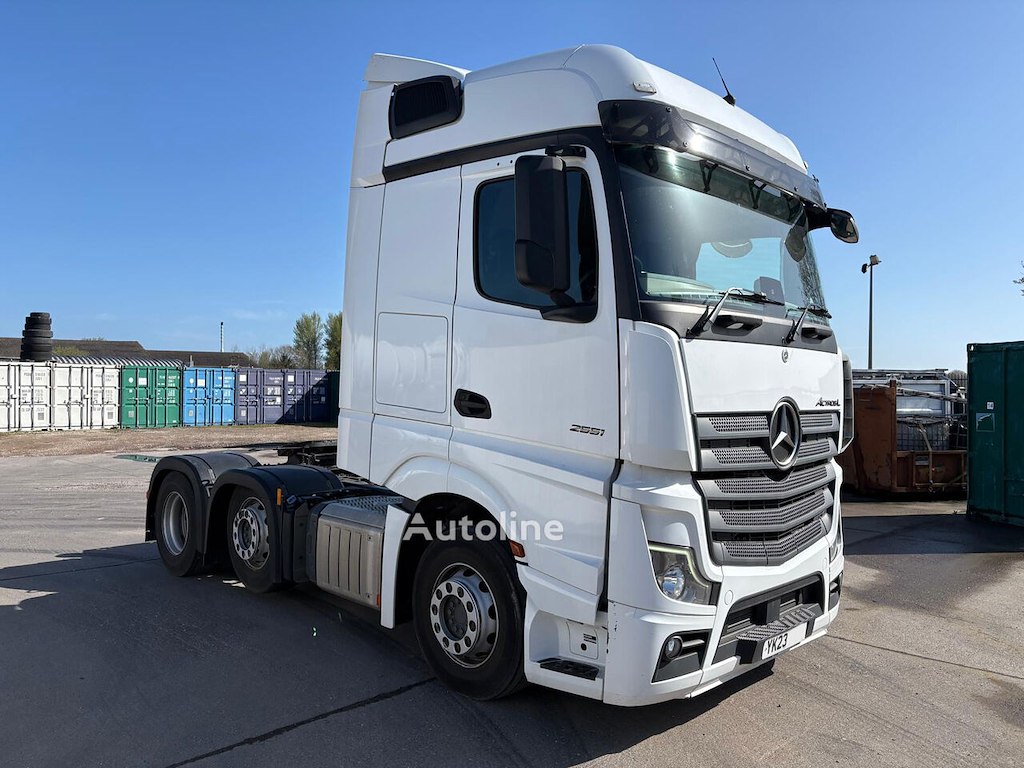 Mercedes-Benz Actros tegljač
