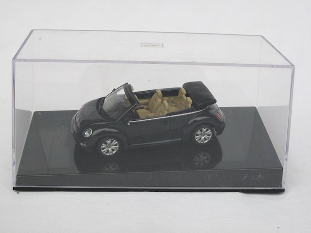 1:43 auto art VW new beetle cabriolet