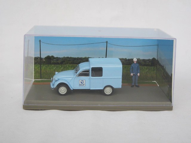 1:43 atlas citroen 2CV AKS 400