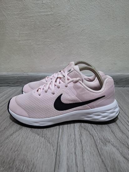 Nike revolution patike za devojcice