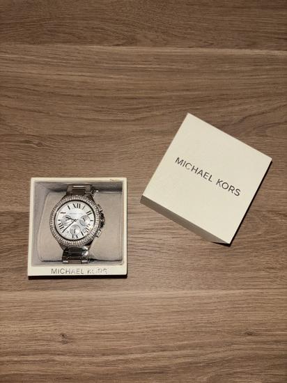Michael Kors sat