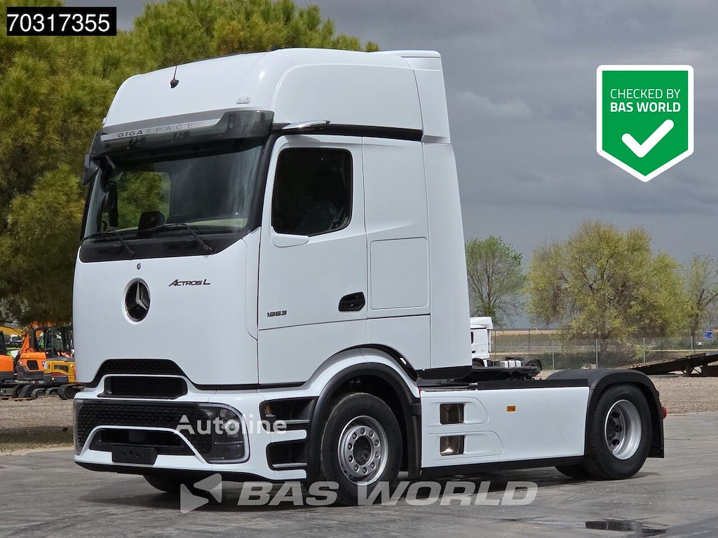Novi Mercedes-Benz Actros 1853 4X2 NEW! ProCabin-GIGA 2x tanks Retarder Standclima tegljač