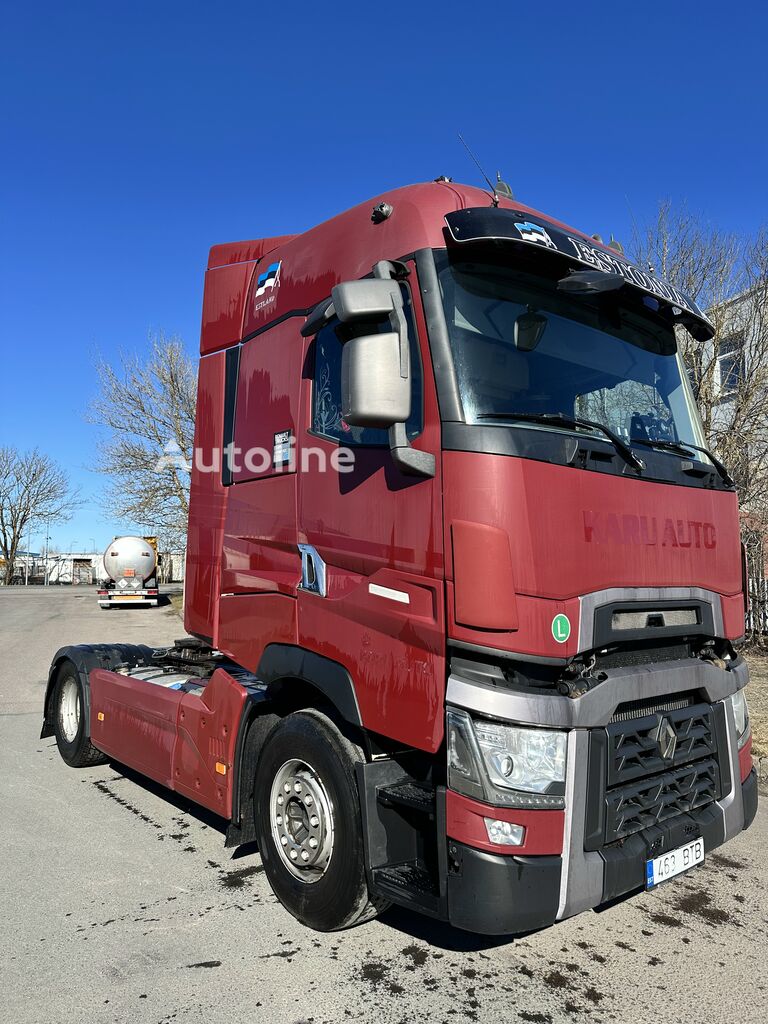 Renault T480 tegljač